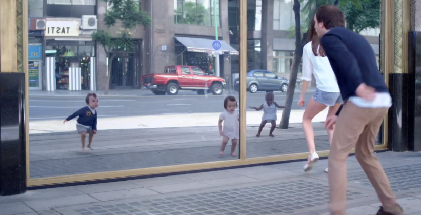 Baby & Me : les bébés Evian sont de retour !LLLLITL